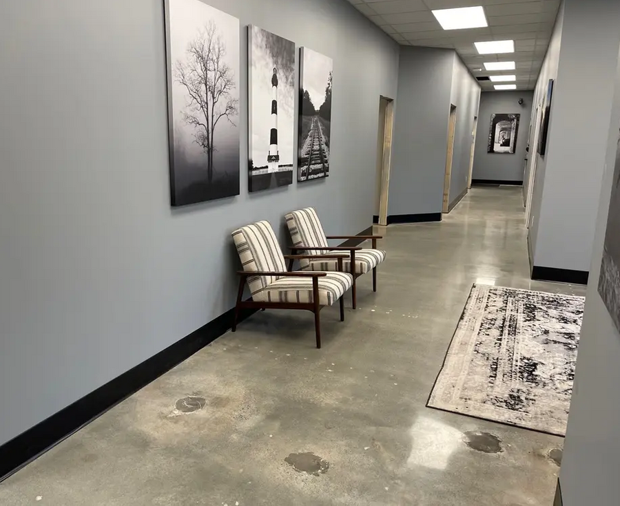 Johnsonite Duracove Rubber Wall Base Black 6" x 100'