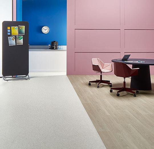 Forbo Eternal Material 13772 Brushed Aluminum Sheet Vinyl